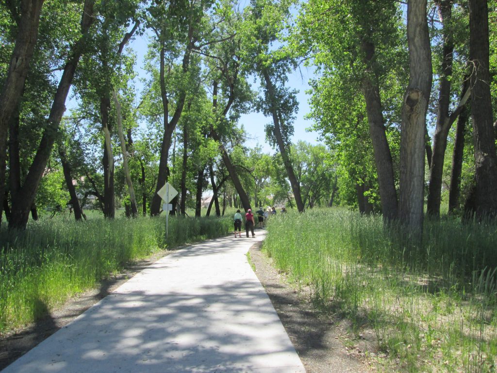 Hiking the High Line Canal Mile 71-66 - Denver By Foot