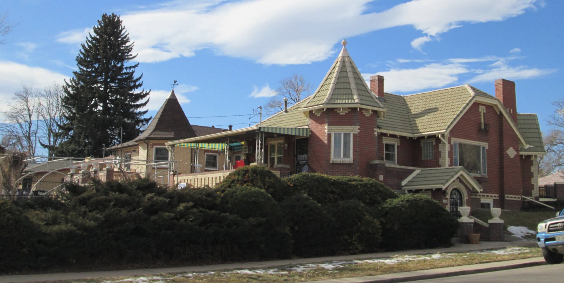 Liberating Change on this Urban Hike through Berkeley - Denver By Foot