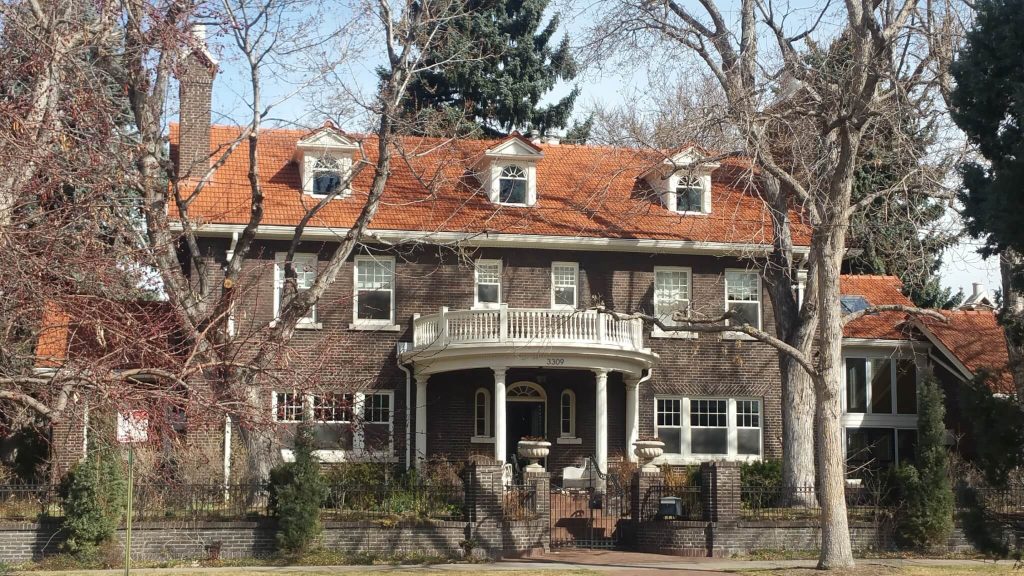 Bungle Along on Congress Park's Urban Hike in Denver - Denver By Foot